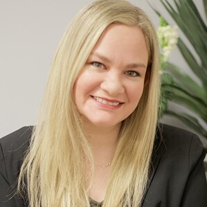 Dr. Carolina Tanzer, DO - Zee Docs